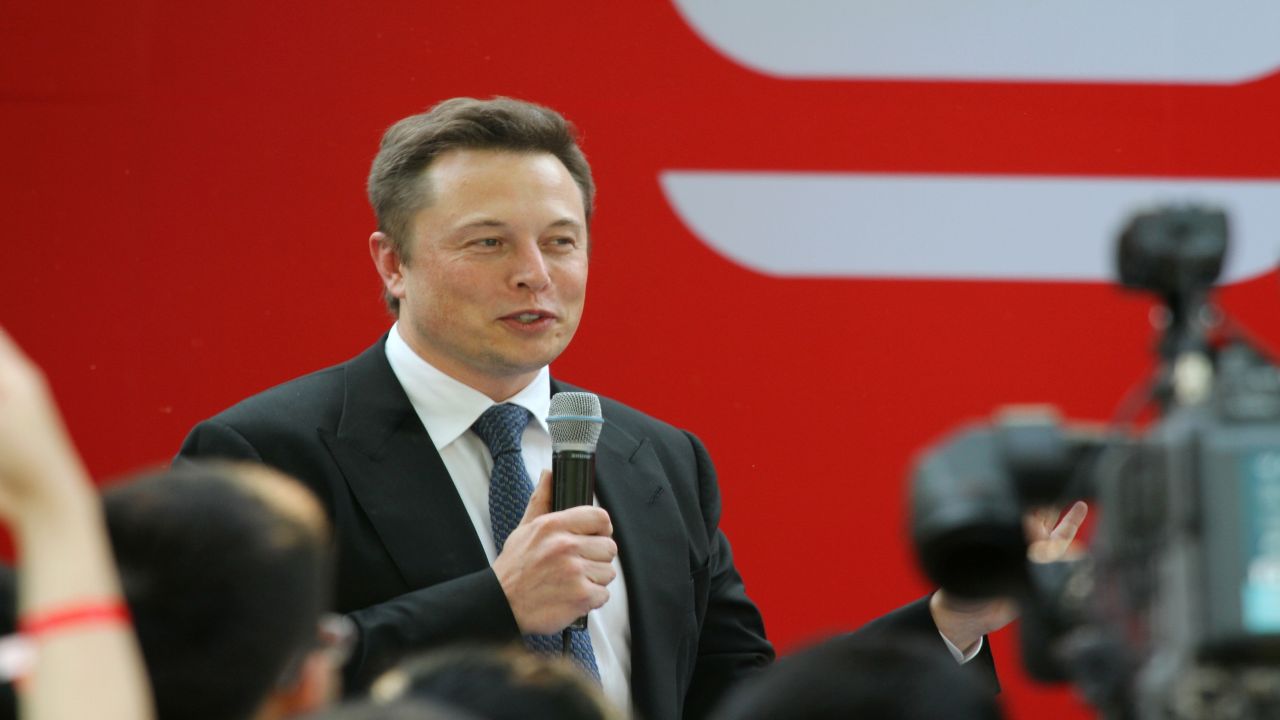 Tesla Model 2, Elon Musk promette la rivoluzione elettrica - GiornaleMotori