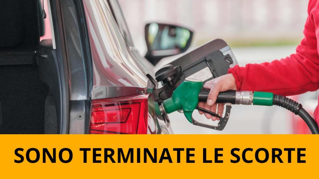 Ultim’ora - “Andate a piedi, la benzina è esaurita”: clamoroso ...